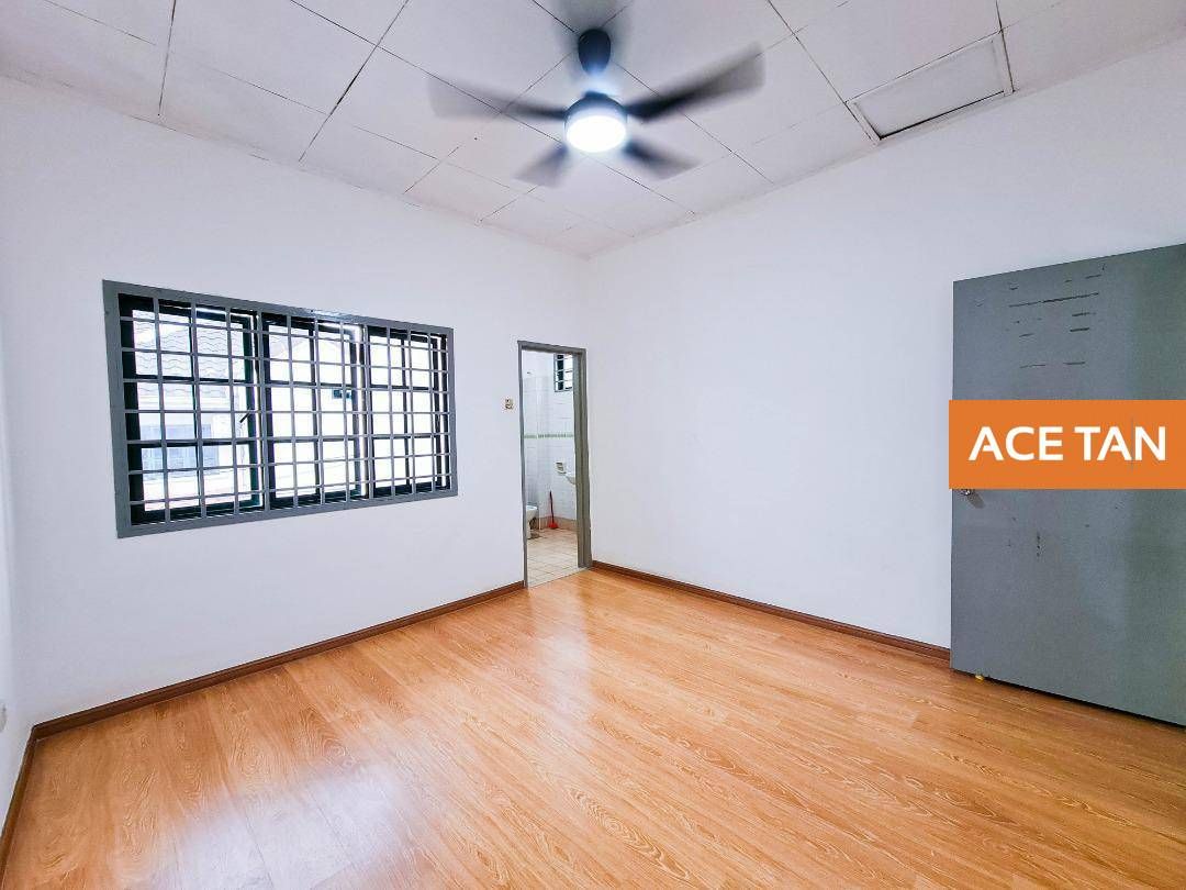 Mutiara Rini 2 Storey Terrace House For Sale | 1755 sqft